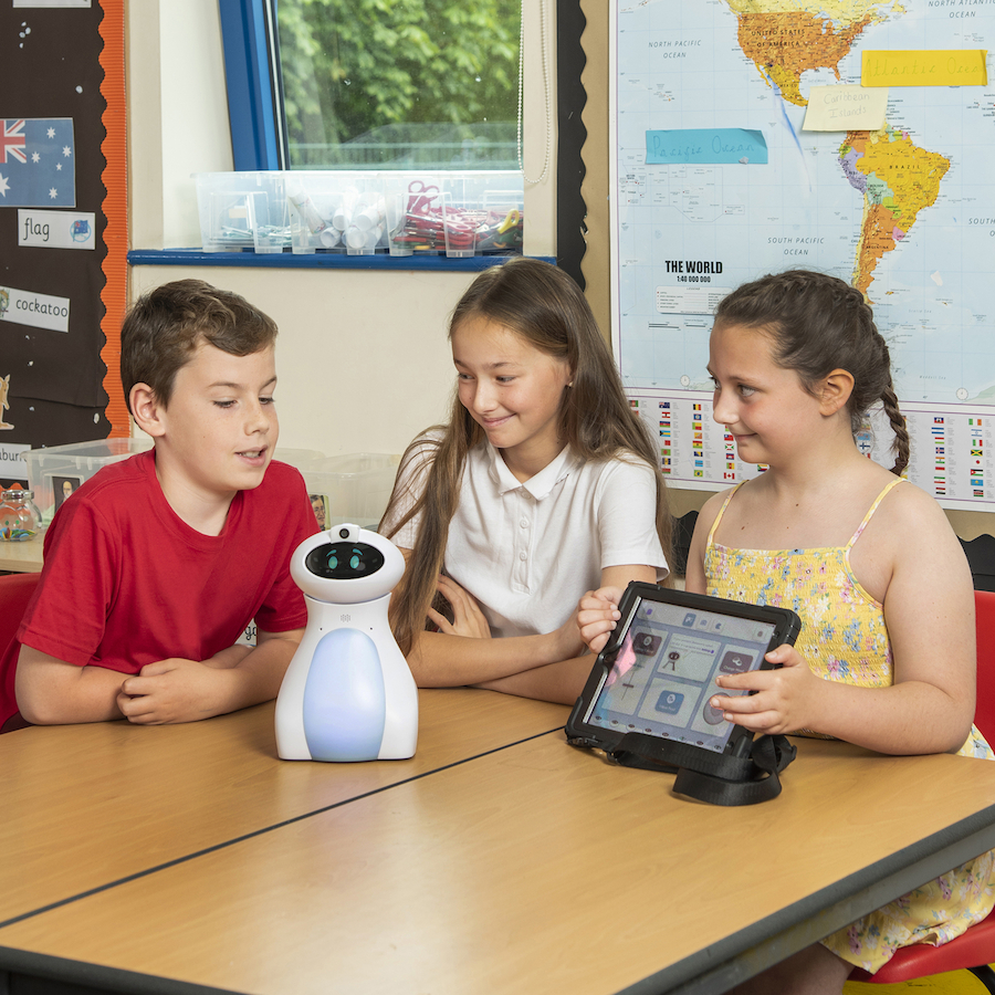 Oti-Bot - SmartSteps2Learn